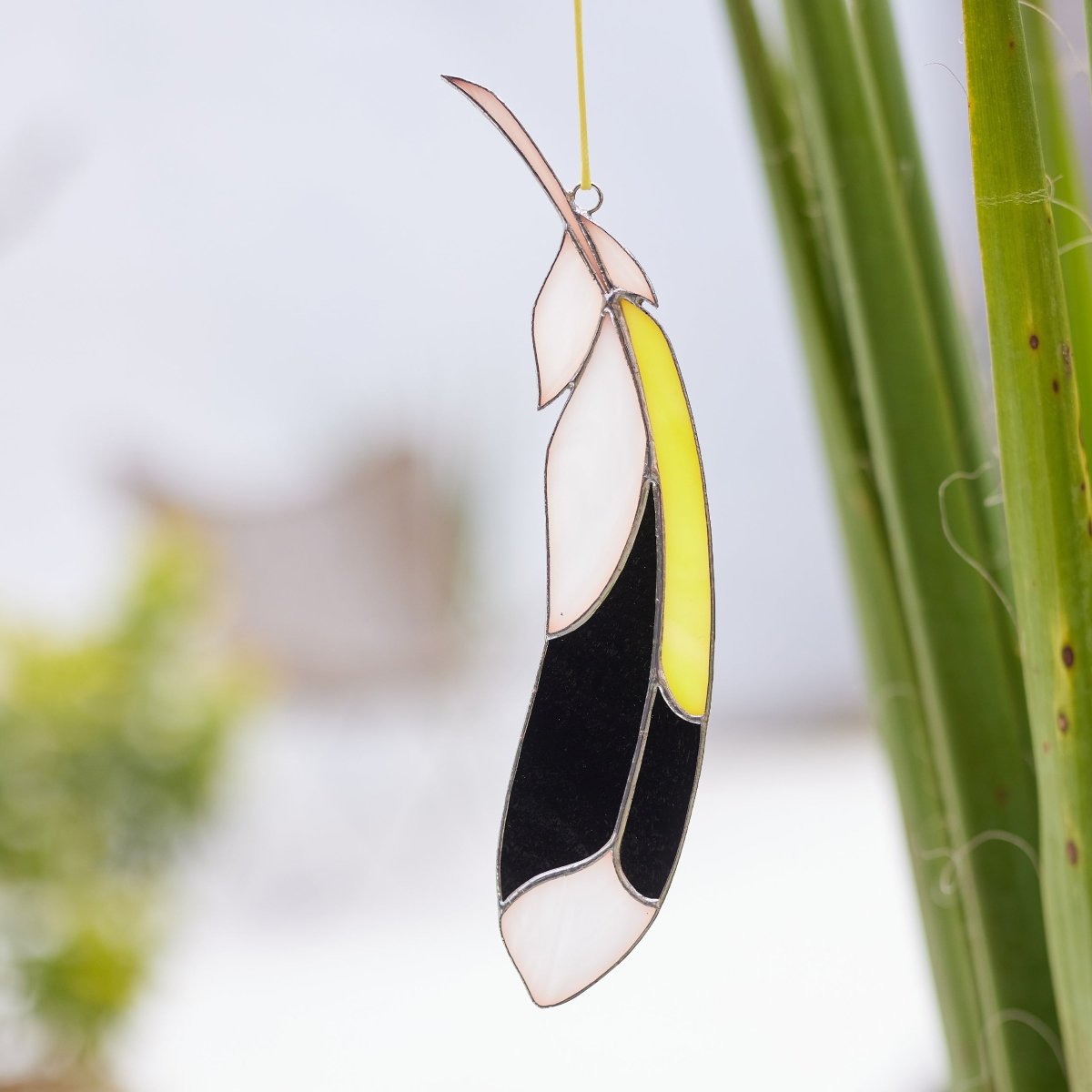 Goldfinch Feather Stained glass - Suncatcher Hangings Decor 7x2 inch ...